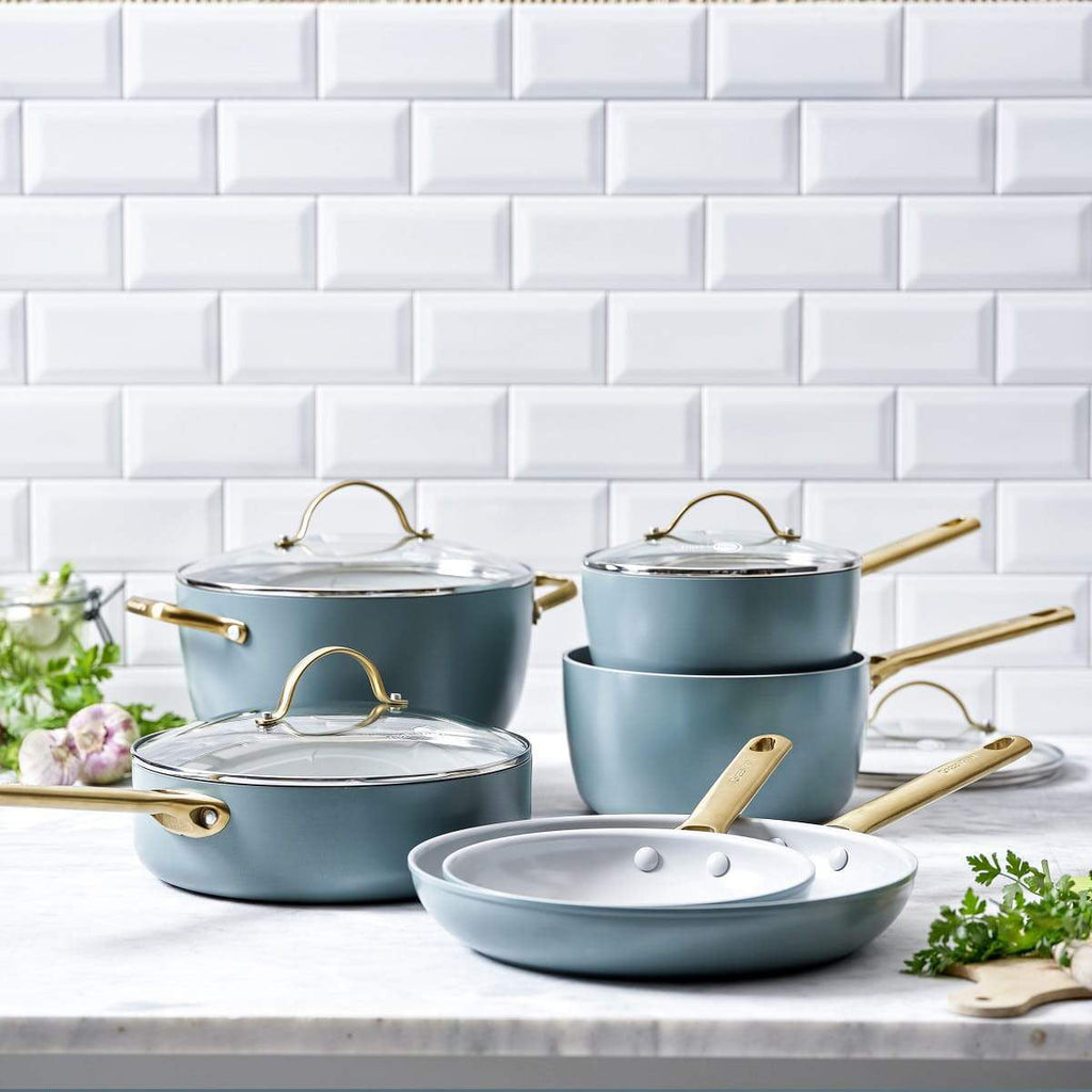 Pots and Pans 101: A Guide to Selecting the Best Cookware Set | Minimax