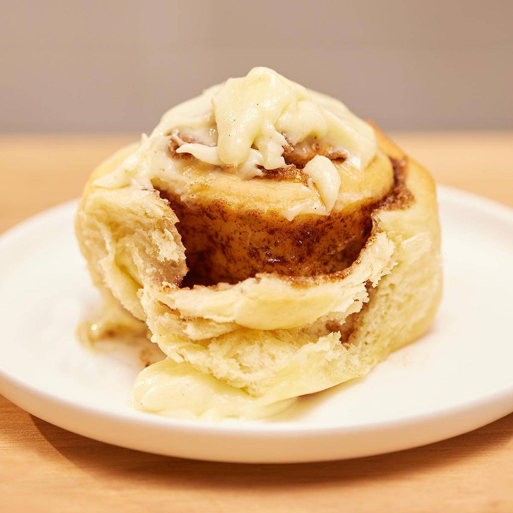 Cinnamon Scrolls with Cream Cheese Frosting Recipe | Minimax
