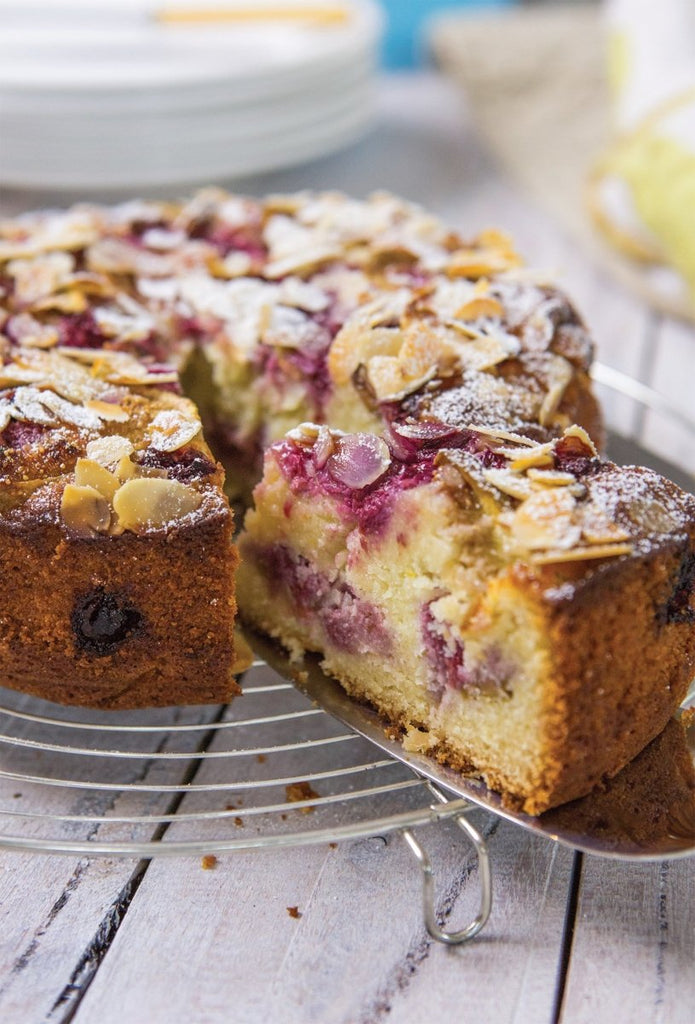Fresh Fig, Almond and Raspberry Cake – Minimax
