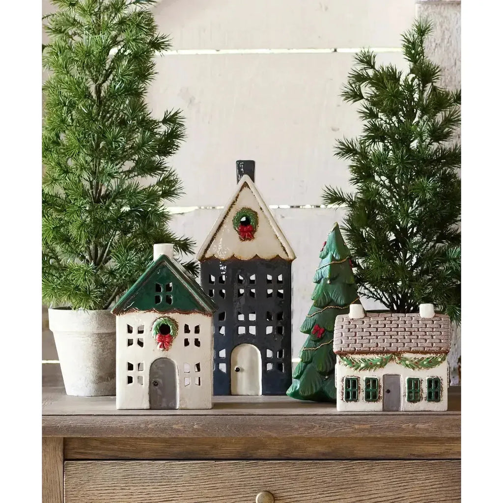 French Country Tea Light House Tall with Blue Wreath 13x9x30cm | Minimax